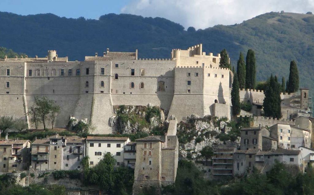 Giornata delle dimore storiche, Rocca Sinibalda in pole position con il ...