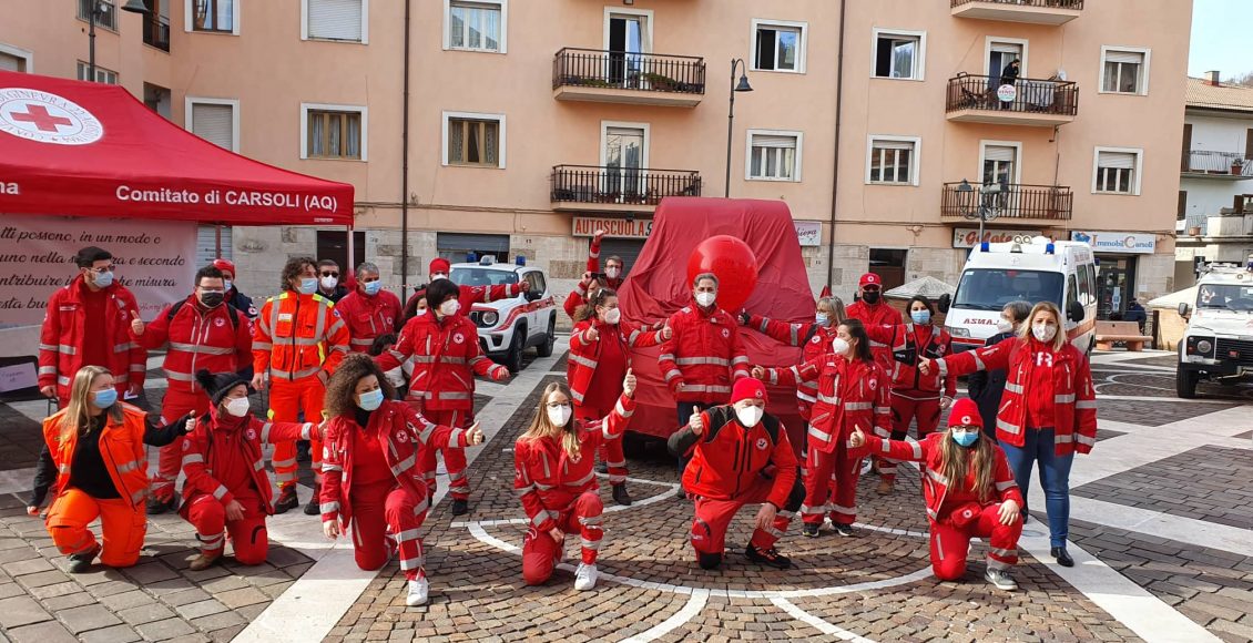 staff croce rossa pollice alzato carsoli inaugurazione ambulanza ...