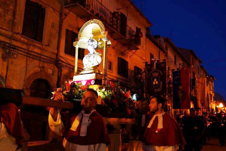 Emozione e fede a Zagarolo per la festa del Santo Patrono Lorenzo ... Emozione e fede a Zagarolo per la festa del Santo Patrono Lorenzo ...